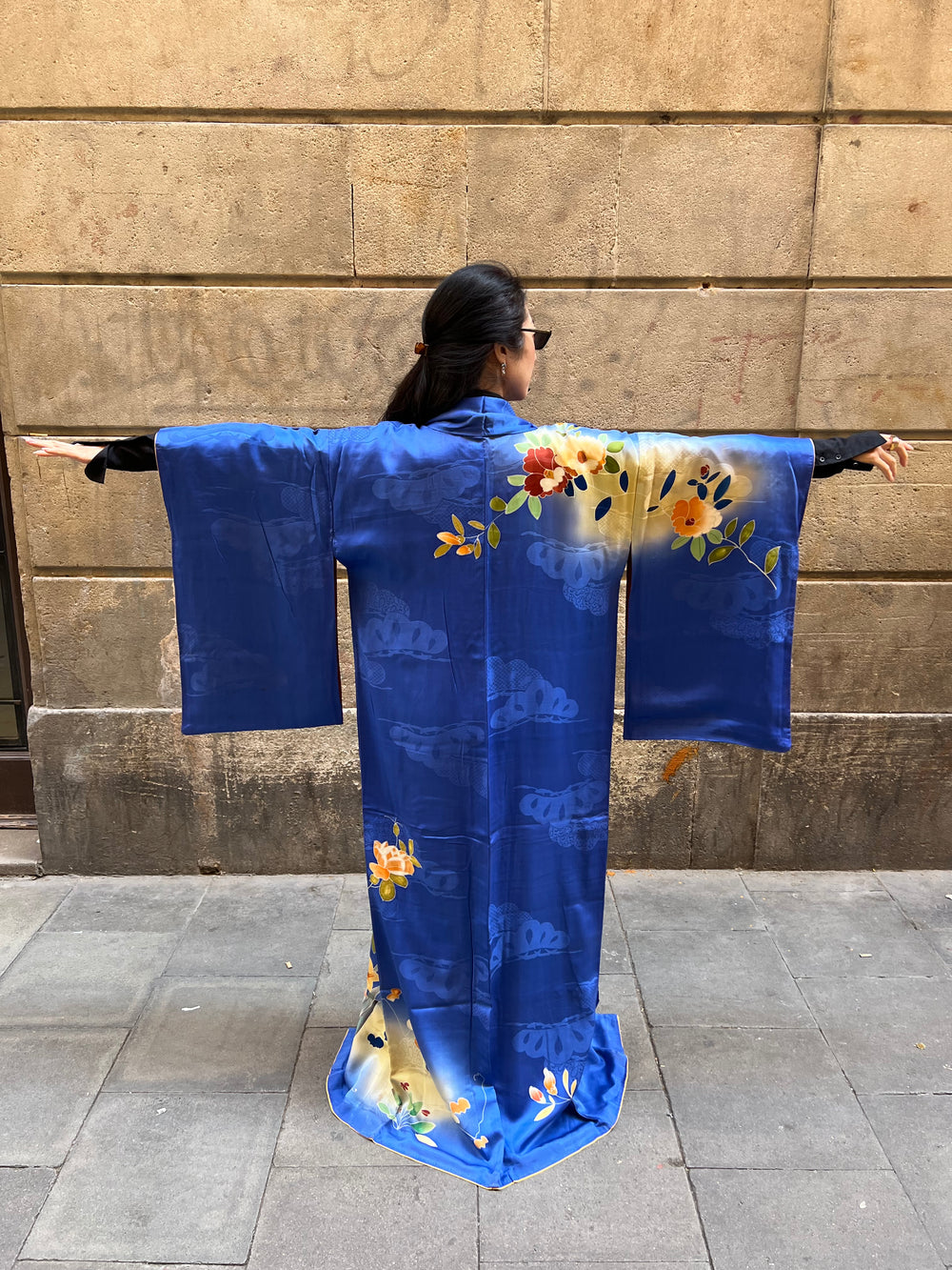 Buy Authentic Kimonos & Upcycled Japanese Clothing | Kimono Collective ...
